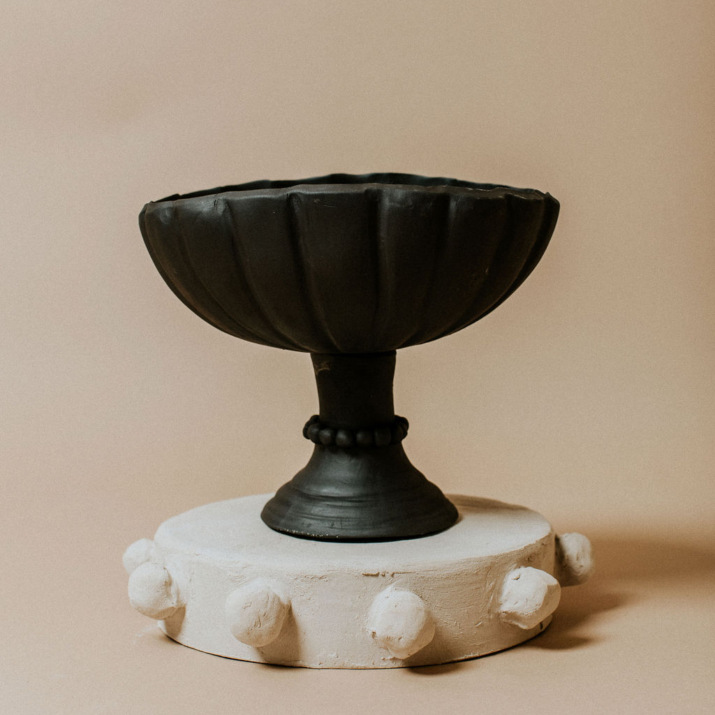 Robin Vessel – Krista Coons Studio